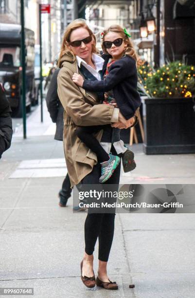 Luna Thurman Busson Stock Fotos Und Bilder Getty Images