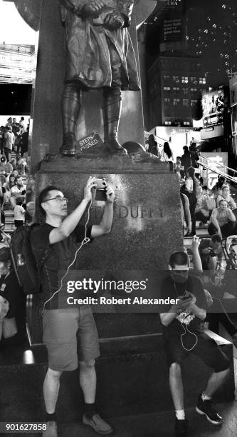 Father Duffy Statue Photos And Premium High Res Pictures Getty Images