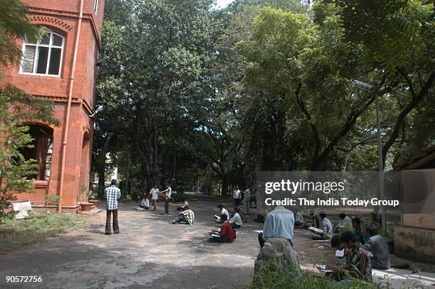 Government College Of Fine Arts Chennai Photos and Premium High Res ... Government College Of Fine Arts Chennai Photos and Premium High Res ...