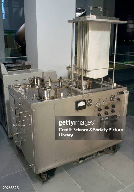 Heart Lung Bypass Machine Photos And Premium High Res Pictures Getty Images