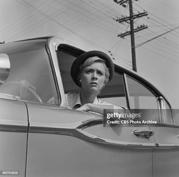 Zone Inger Stevens As Nan Adams In The Hitch Hiker Season 1