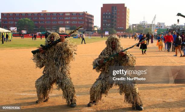 203 Know Your Army Exhibition Stock Photos, High-Res Pictures, and ... 203 Know Your Army Exhibition Stock Photos, High-Res Pictures, and ...
