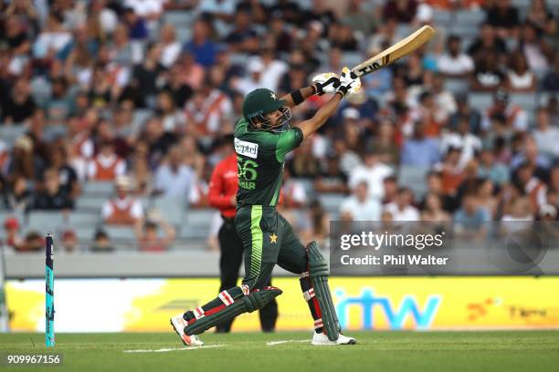 Babar Azam Vs New Zealand 2018 Photos And Premium High Res Pictures