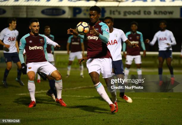 Tunji Akinola Photos and Premium High Res Pictures - Getty Images Tunji Akinola Photos and Premium High Res Pictures - Getty Images