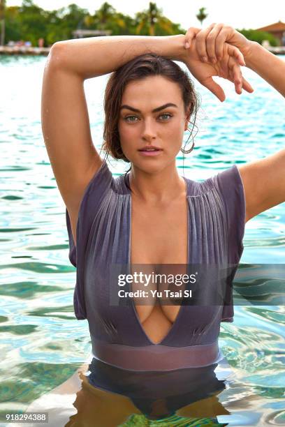 Myla Dalbesio Photos et images de collection - Getty Images Myla Dalbesio Photos et images de collection - Getty Images
