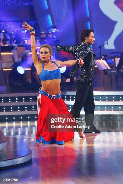 The Argentine Tango Dance Photos And Premium High Res Pictures Getty