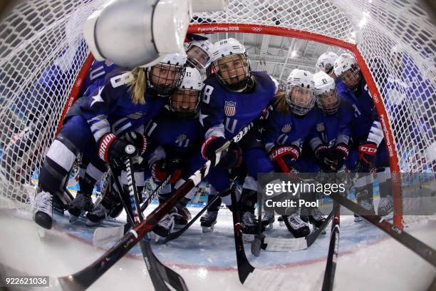Ice Hoceky Photos And Premium High Res Pictures Getty Images