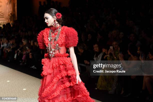 Zhenya Katava Photos Et Images De Collection Getty Images