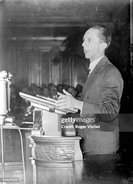 Speech Of Joseph Goebbels 1897 1945 Photos and Premium High Res ... Speech Of Joseph Goebbels 1897 1945 Photos and Premium High Res ...