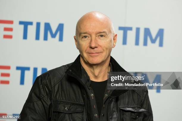 Midge Ure Photos Photos And Premium High Res Pictures Getty Images