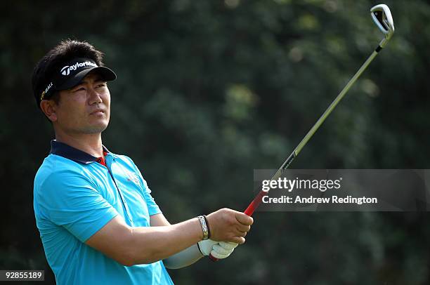 382 Yang Yong Eun Photos And High Res Pictures Getty Images
