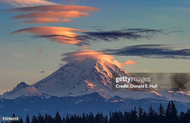 Lenticular Clouds Mt Rainier Photos and Premium High Res Pictures ... Lenticular Clouds Mt Rainier Photos and Premium High Res Pictures ...