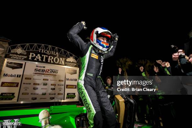 518 Pipo Derani Photos & High Res Pictures - Getty Images 518 Pipo Derani Photos & High Res Pictures - Getty Images