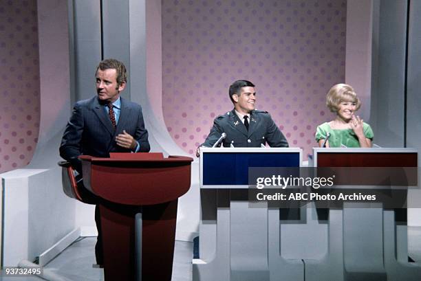 Lloyd Thaxton Photos And Premium High Res Pictures Getty Images