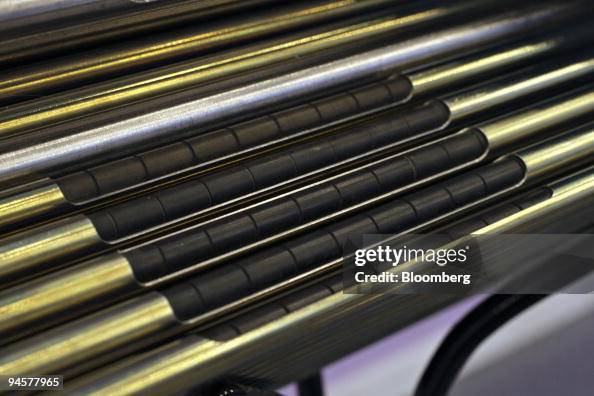 Uranium Pellets Fill Fuel Rods In This Full Scale Model Of A Nuclear Fotografía De Noticias