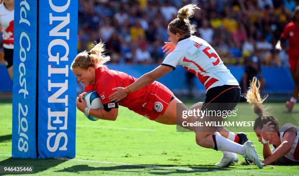 Sara Kaljuvee Photos And Premium High Res Pictures Getty Images