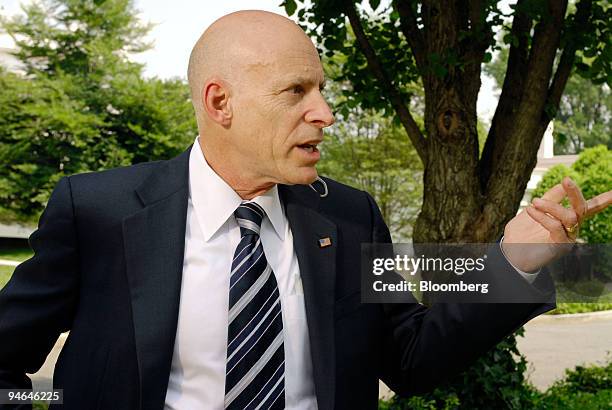 Council Of Economic Advisers Edward Lazear Photos And Premium High Res