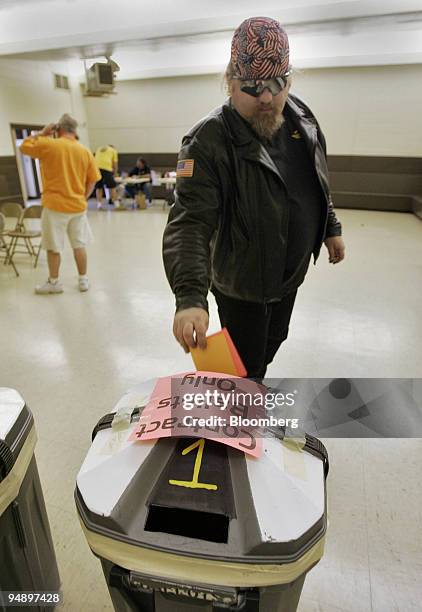 Machinists Union Photos and Premium High Res Pictures - Getty Images Machinists Union Photos and Premium High Res Pictures - Getty Images