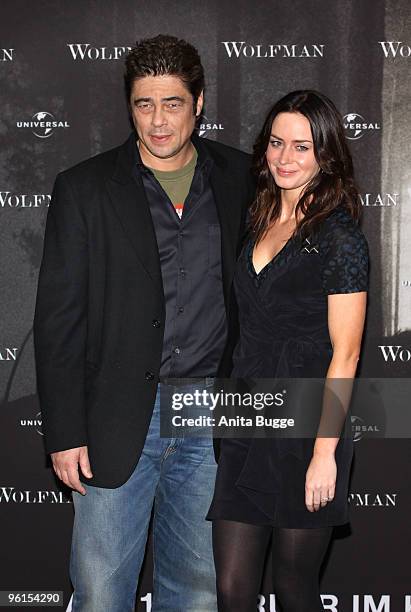 Emily Blunt Benicio Del Toro Photos and Premium High Res Pictures ... Emily Blunt Benicio Del Toro Photos and Premium High Res Pictures ...