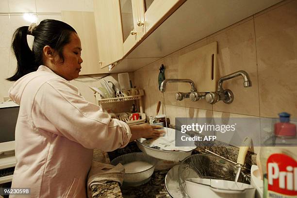 Philippines Maid Photos And Premium High Res Pictures Getty Images