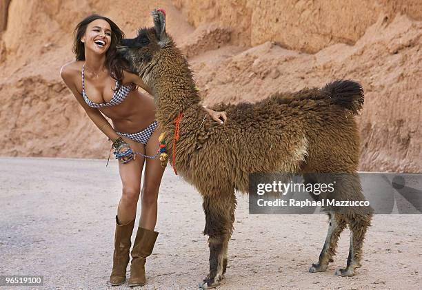Irina Shayak Sports Illustrated Swimsuit 2009 Fotografias E Filmes Do