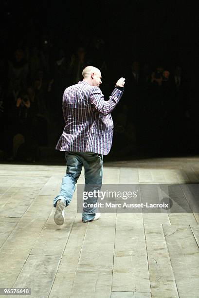 158 Paris Fashion Week Autumn Winter 2006 Ready To Wear Alexander ... 158 Paris Fashion Week Autumn Winter 2006 Ready To Wear Alexander ...