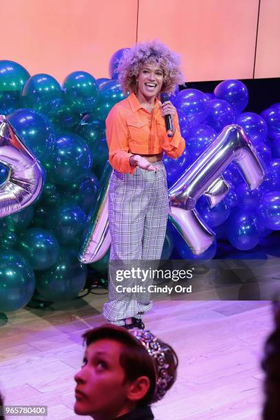 71 Starley Singer Photos And High Res Pictures Getty Images