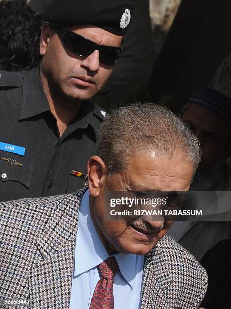 200 Dr Abdul Qadeer Khan Fotos und hochauflösende Bilder - Getty Images 200 Dr Abdul Qadeer Khan Fotos und hochauflösende Bilder - Getty Images