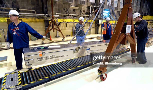 Nuclear Fuel Rod Photos And Premium High Res Pictures Getty Images