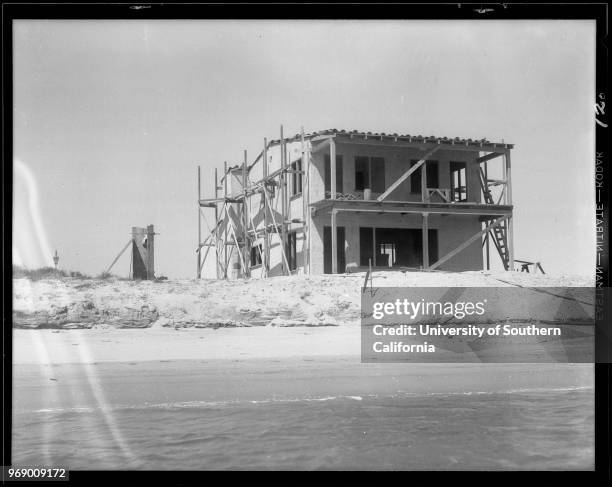 Lido Isle Newport Beach Photos And Premium High Res Pictures Getty Images