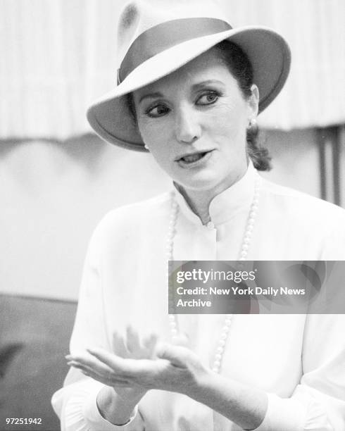 142 Joanne Carson Photos And High Res Pictures Getty Images