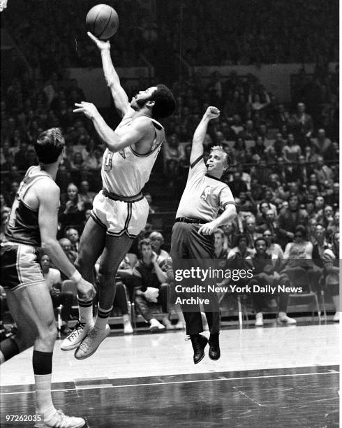 1969 70 Nba Finals Photos and Premium High Res Pictures - Getty Images 1969 70 Nba Finals Photos and Premium High Res Pictures - Getty Images