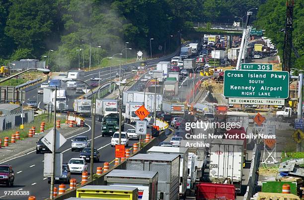 Cross Island Parkway Photos And Premium High Res Pictures Getty Images