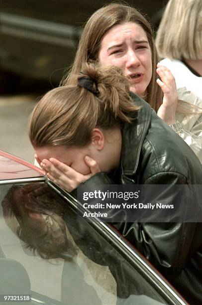873 Columbine High School Massacre Photos And High Res Pictures Getty
