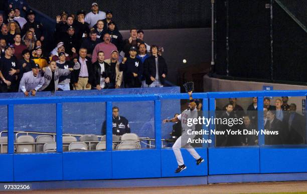 The Shannon Twins Photos And Premium High Res Pictures Getty Images