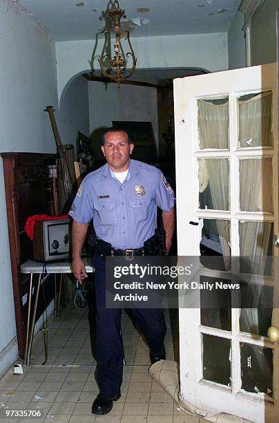 Police Lie Detector Photos And Premium High Res Pictures Getty Images