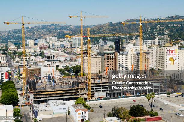 667 Floating Cranes Stock Photos, High-Res Pictures, and Images - Getty ... 667 Floating Cranes Stock Photos, High-Res Pictures, and Images - Getty ...