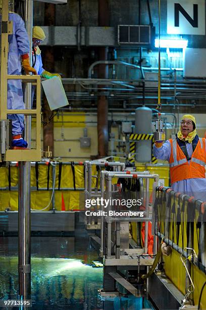 Nuclear Fuel Rod Photos And Premium High Res Pictures Getty Images