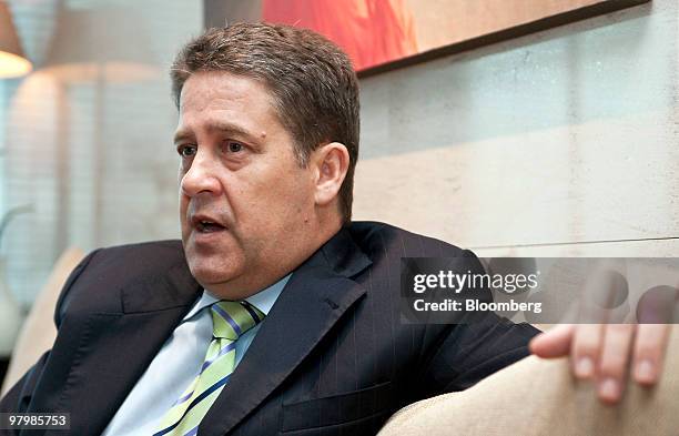 1,817 Standard Chartered Plc Stock Photos, High-Res Pictures, and ... 1,817 Standard Chartered Plc Stock Photos, High-Res Pictures, and ...