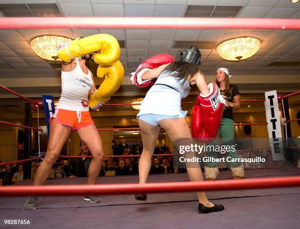 Hailey Glassman Referees Celebrity Boxing 15 At The Philadelphia