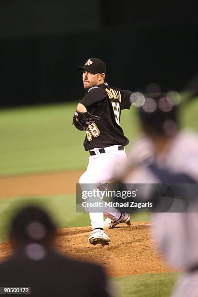 477 Athletics Justin Duchscherer Stock Photos, High-Res Pictures, and ... 477 Athletics Justin Duchscherer Stock Photos, High-Res Pictures, and ...