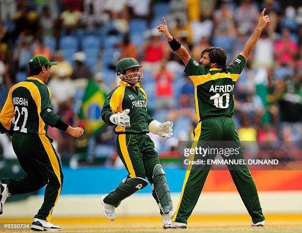 Kamran Shahid Photos And Premium High Res Pictures Getty Images