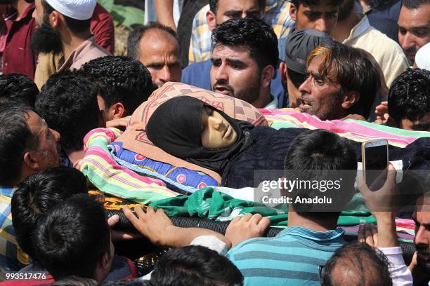 Dead Body Girl Photos And Premium High Res Pictures Getty Images