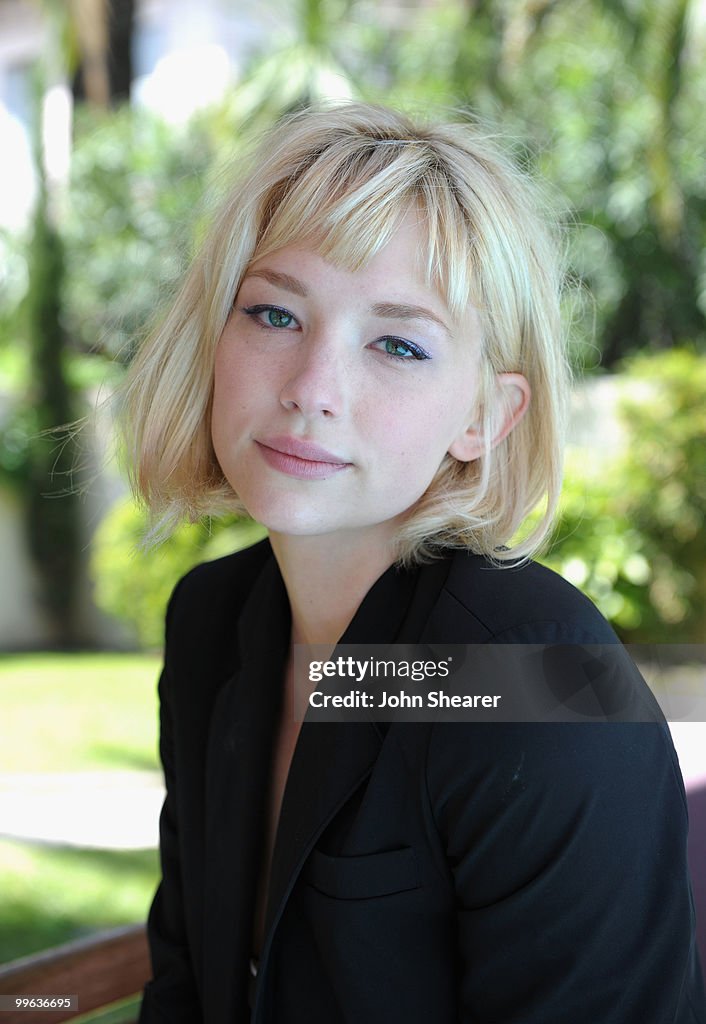 Actress Haley Bennett Attends The Rubber Portraits And Kaboom