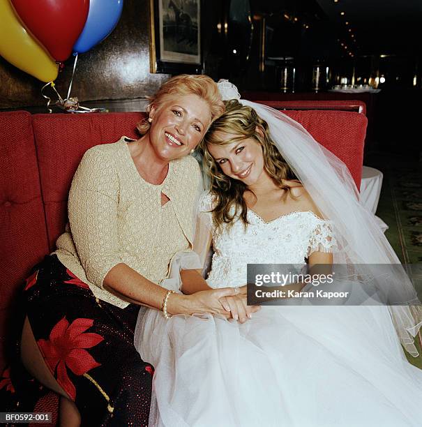 Mom Daughter Wedding Day Photos And Premium High Res Pictures Getty