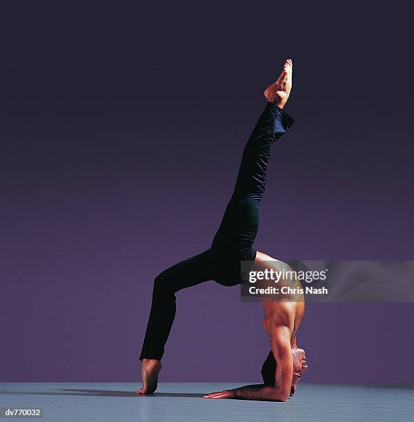 Basic Ballet Positions Photos And Premium High Res Pictures Getty Images